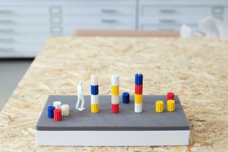 Doric Columns, Kinetic Object - Knit!